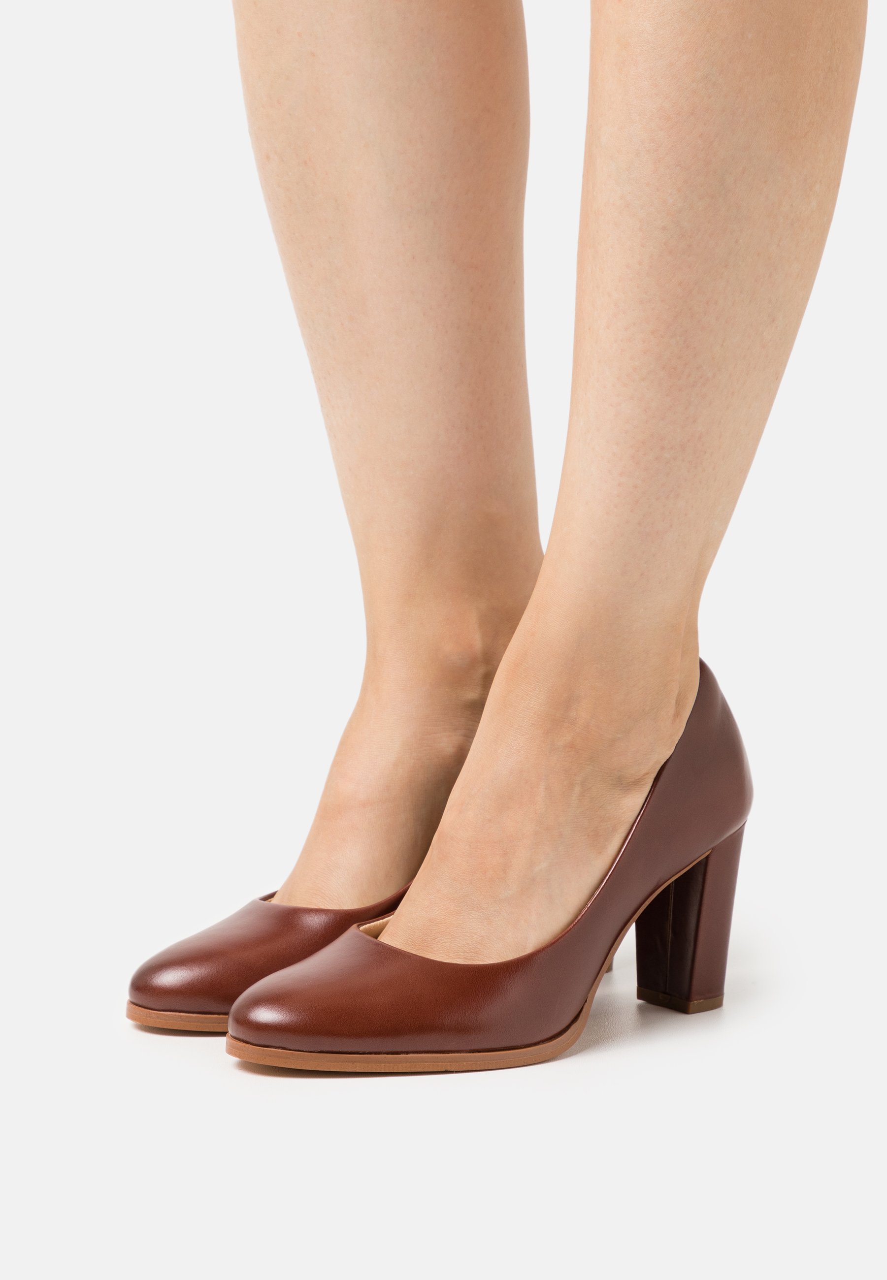 Clarks KAYLIN CARA Classic Heels Black | atelier-yuwa.ciao.jp