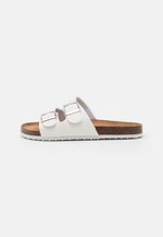 Rubi Shoes by Cotton On REX DOUBLE BUCKLE SLIDE - Papucsok - white ...