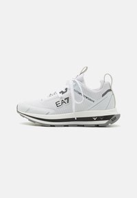 EA7 Emporio Armani ALTURA UNISEX - Trainers - white/black/griffin/white - Zalando.co.uk