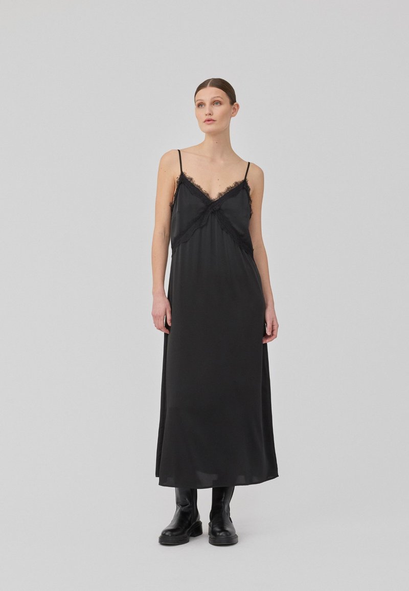 Modström TENJA DRESS - Cocktailkjole - black/svart - Zalando.no