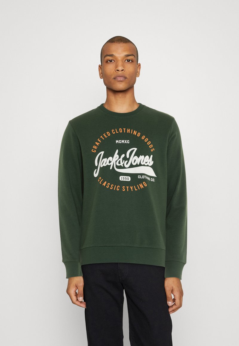Jack & Jones JJMIKK CREW NECK - Sudadera - mountain view/verde oscuro - Zalando.es
