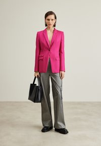 BOSS JUICYLARA - Blazer - bright pink/rosa - Zalando.es