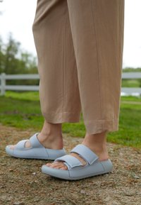 ECCO COZMO - Papuci - air/albastru deschis - Zalando.ro