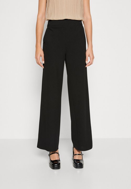 Vero Moda Petite VMMENNY WIDE PANTS - Bukse - bright green/grønn ...