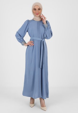 Modanisa CREW NECK - MODEST - REFKA BASIC - Robe longue - light blue ...