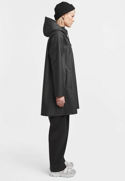 Stutterheim MOSEBACKE - Regnjacka - black/svart - Zalando.se