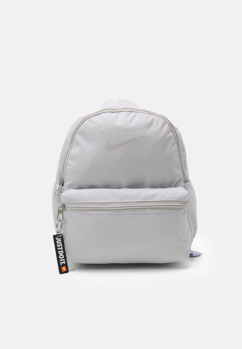 Nike Sportswear MINI UNISEX - Rucksack - vast grey/iridescent/dark grey ...
