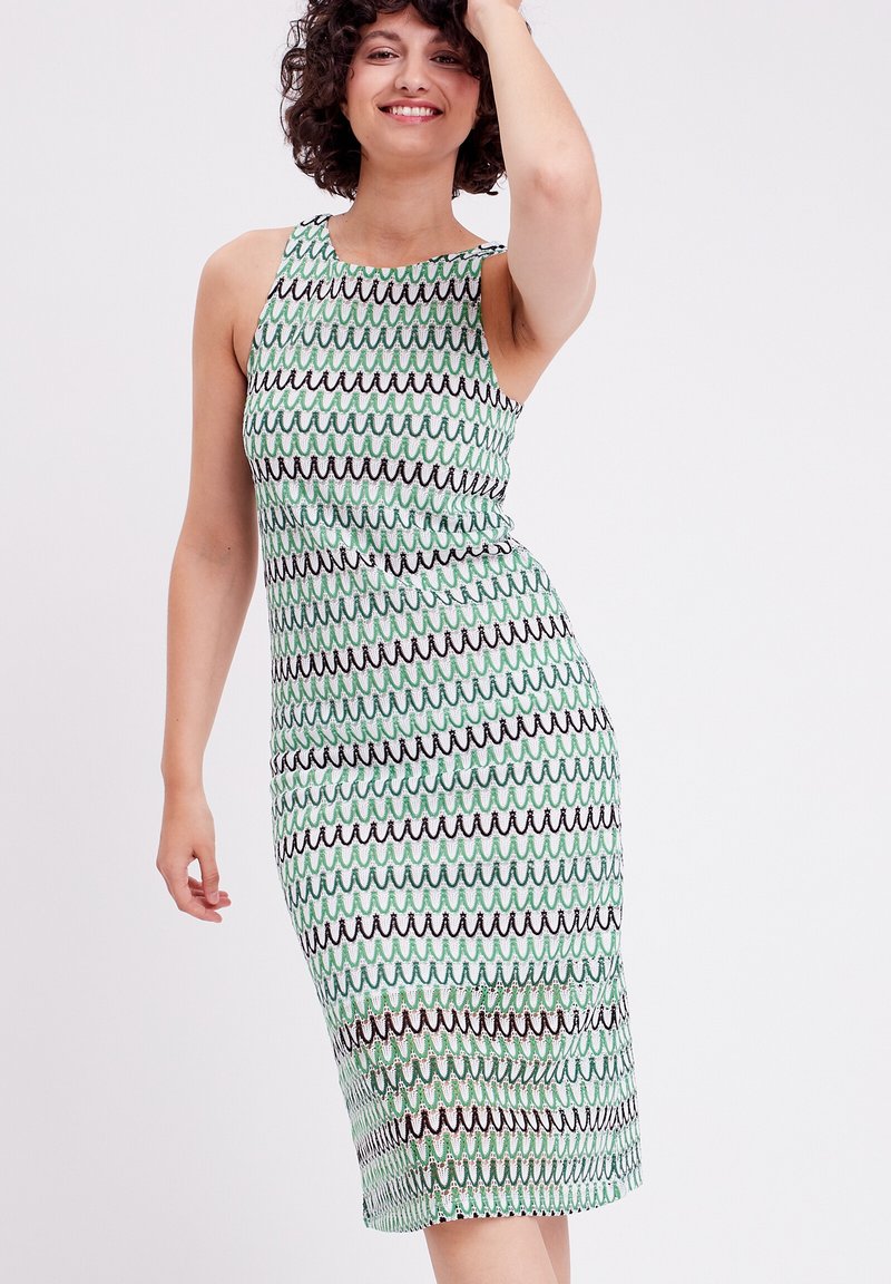 Cache Cache GERADES - Vestido de punto - vert/verde - Zalando.es