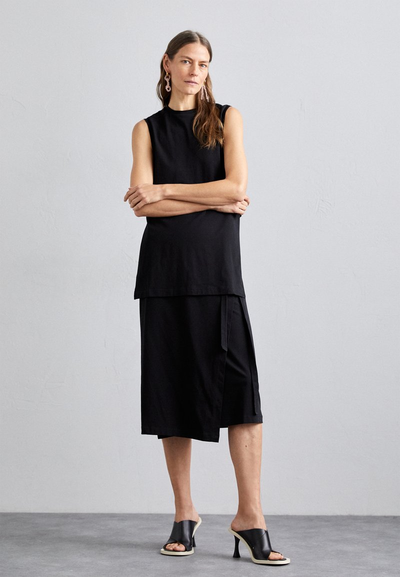 Proenza Schouler White Label Sukienka z dżerseju/czarny - Zalando.pl