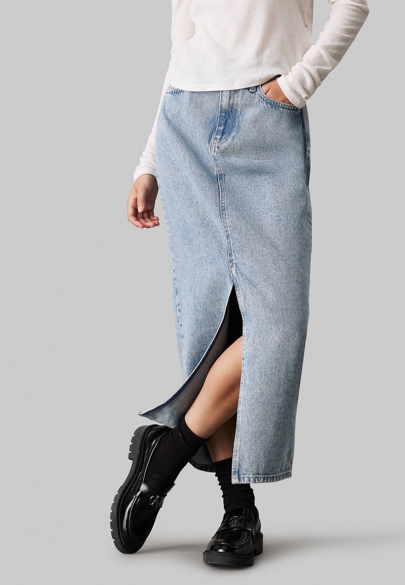 Calvin Klein Jeans Jupe longue - denim light/denim bleu gris - ZALANDO.FR