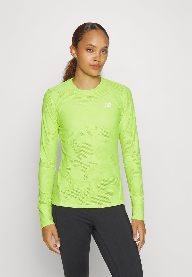 New Balance SPEED LONG SLEEVE - Langarmshirt - thirty watt/neongelb ...