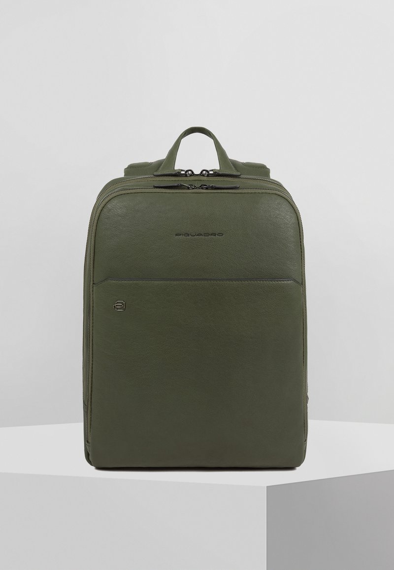 Piquadro PIQUADRO BLACK SQUARE RUCKSACK LEDER 39 CM LAPTOPFACH - Zaino ...