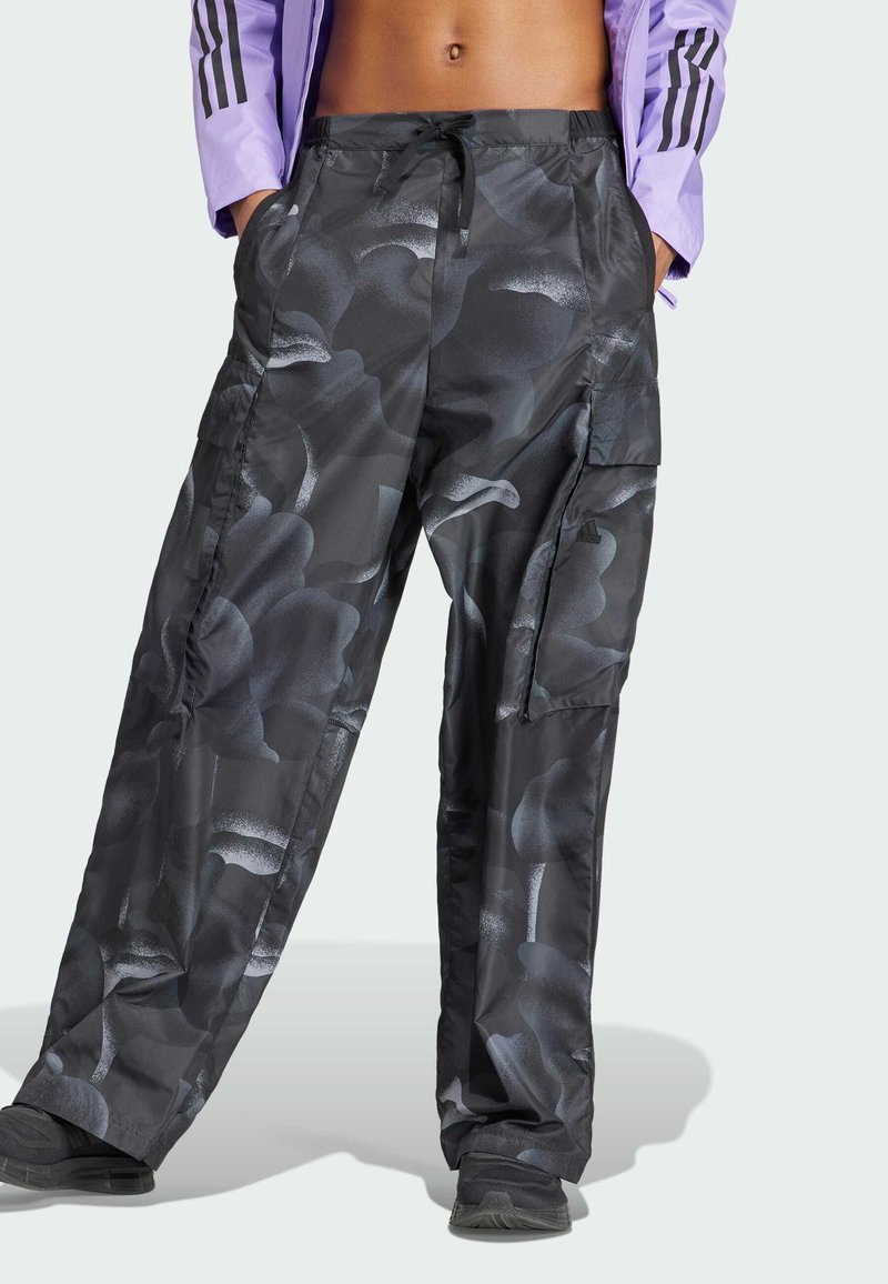 adidas Sportswear CITY ESCAPE CARGO - Cargo trousers - black multicolor ...