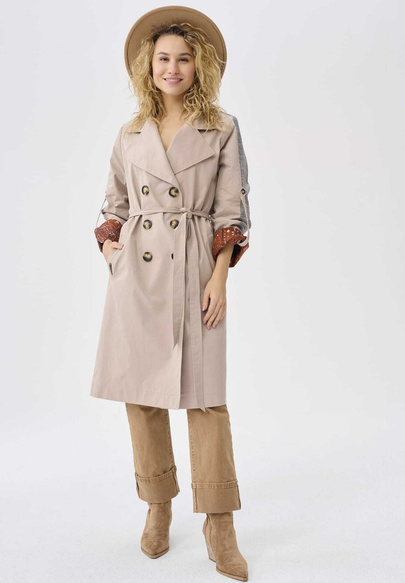 blue shadow CHECK - Trenchcoat - beige - Zalando.de