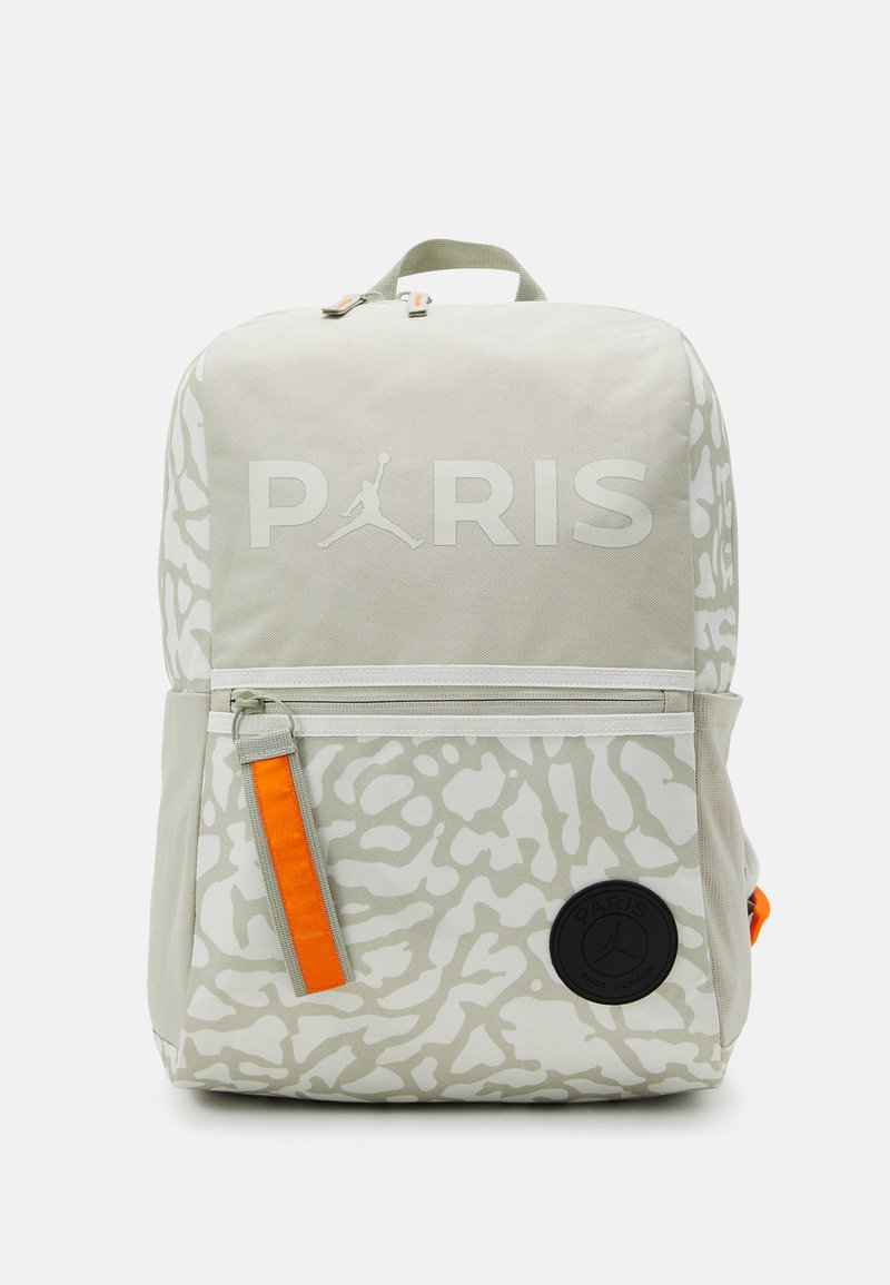 Jordan JAN ESSENTIAL BACKPACK UNISEX - Fanartikel - stone/grijs ...