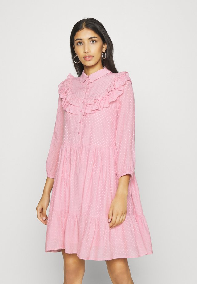 Pink Kjoler | Damer | Køb din nye kjole online på Zalando.dk