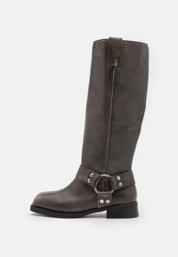 Steve Madden RODEO DRIVE - Kauboi-/mootorrattasaapad - grey/tumehall ...