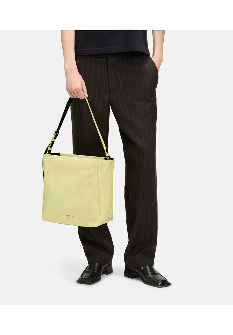 Liebeskind Berlin GERÄUMIGE - Handtasche - helles zitrone/hellgrün ...
