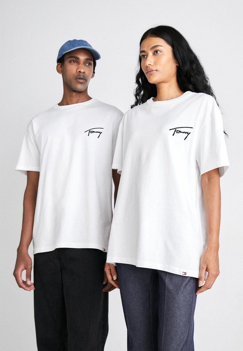 Tommy Jeans SIGNATURE - Tricou basic - white/alb - Zalando.ro