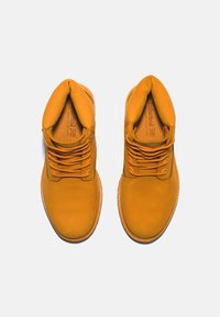 Timberland WOMENS PREMIUM WATERPROOF - Schnürstiefelette - dark cheddar ...