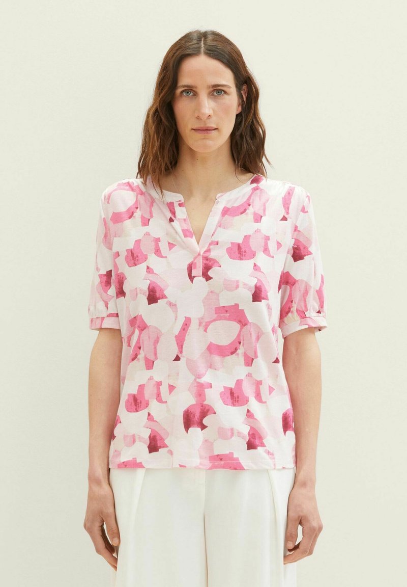TOM TAILOR GEMUSTERTES - Print T-shirt - pink shapes design/pink - Zalando