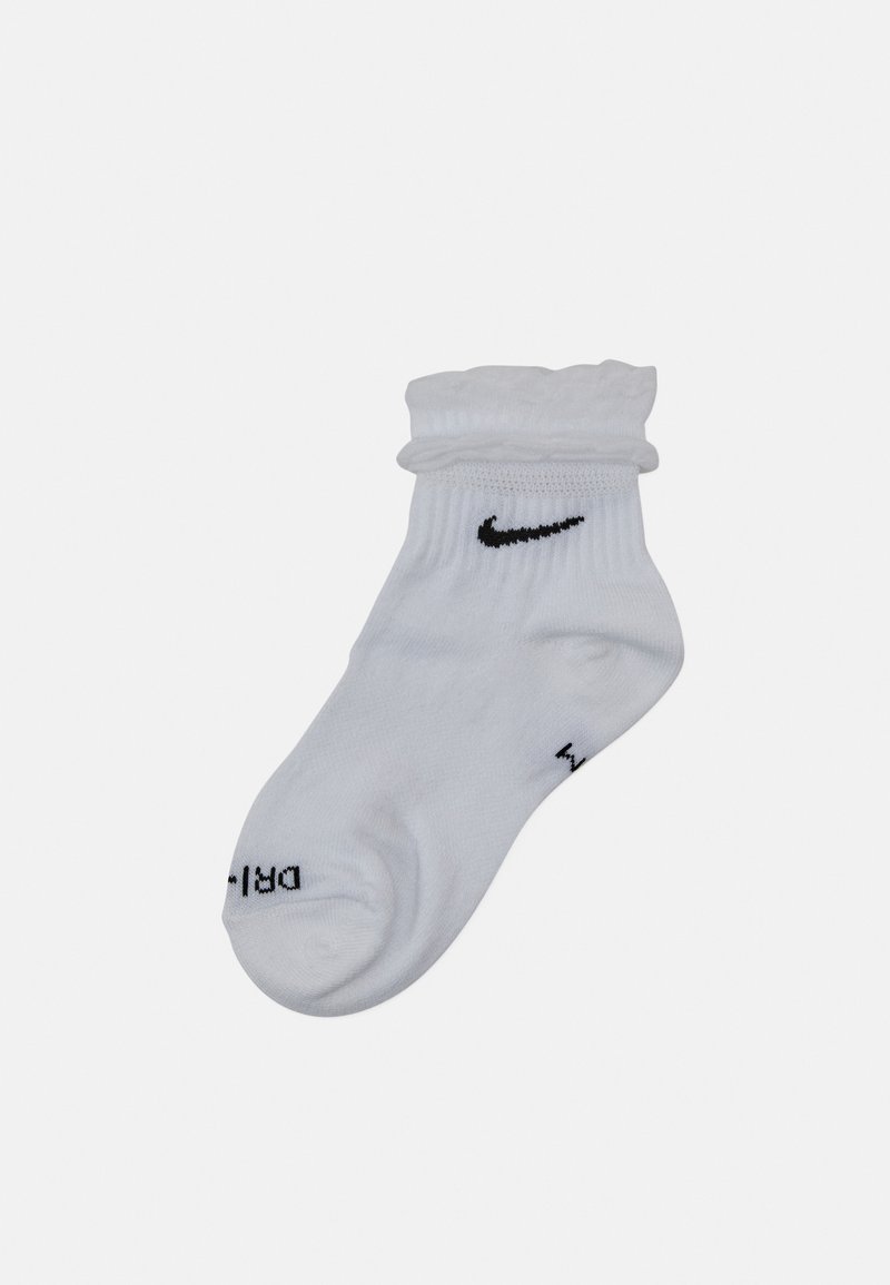Nike Performance EVERYDAY ANKLE RUFFLE SHUFFLE - Sporta zeķes - white ...