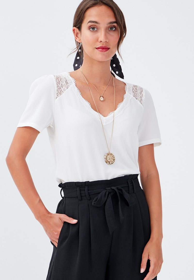 Cache Cache KURZÄRMLIGES - Blusa - ecru/crema - Zalando.es