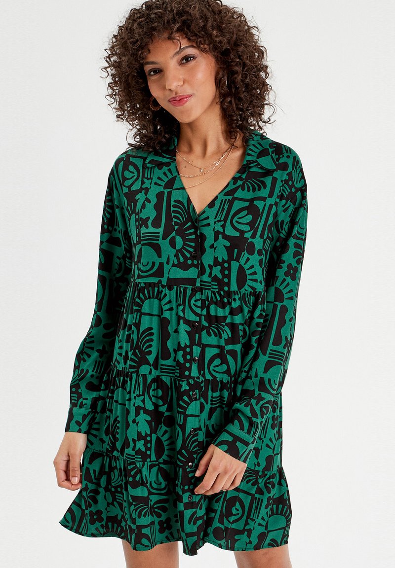 Cache Cache AUSGESTELLTES MIT LANGEN ÄRMELN - Vestido camisero - noir ...