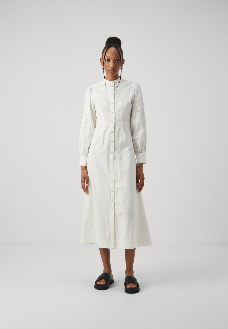 YAS YASMIA DRESS - Rochie tip cămașă - star white/alb - Zalando.ro