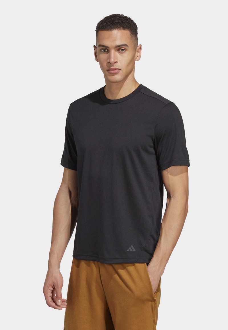 adidas Performance YOGA BASE TEE - Sports T-shirt - black carbon/black ...