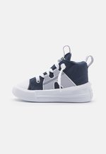Converse CHUCK TAYLOR ALL STAR ULTRA UNISEX - Sneaker high - navy/ghost ...