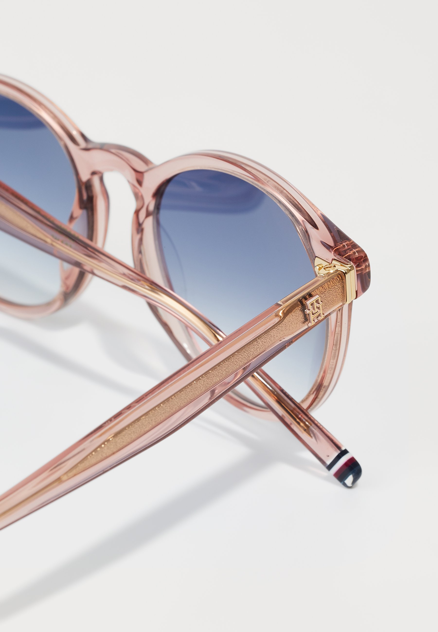 Tommy hilfiger pink sunglasses store