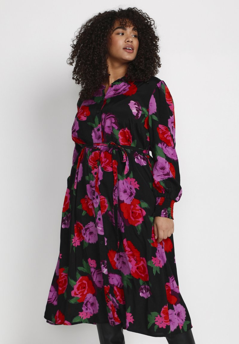 Kaffe Curve FLORISA - Shirt dress - black/red/purple big flower/pink ...
