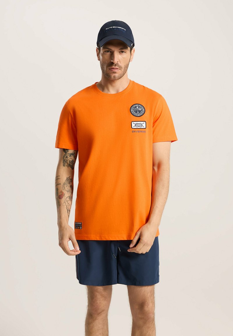 Diverse - T-shirt z nadrukiem - Zalando.pl