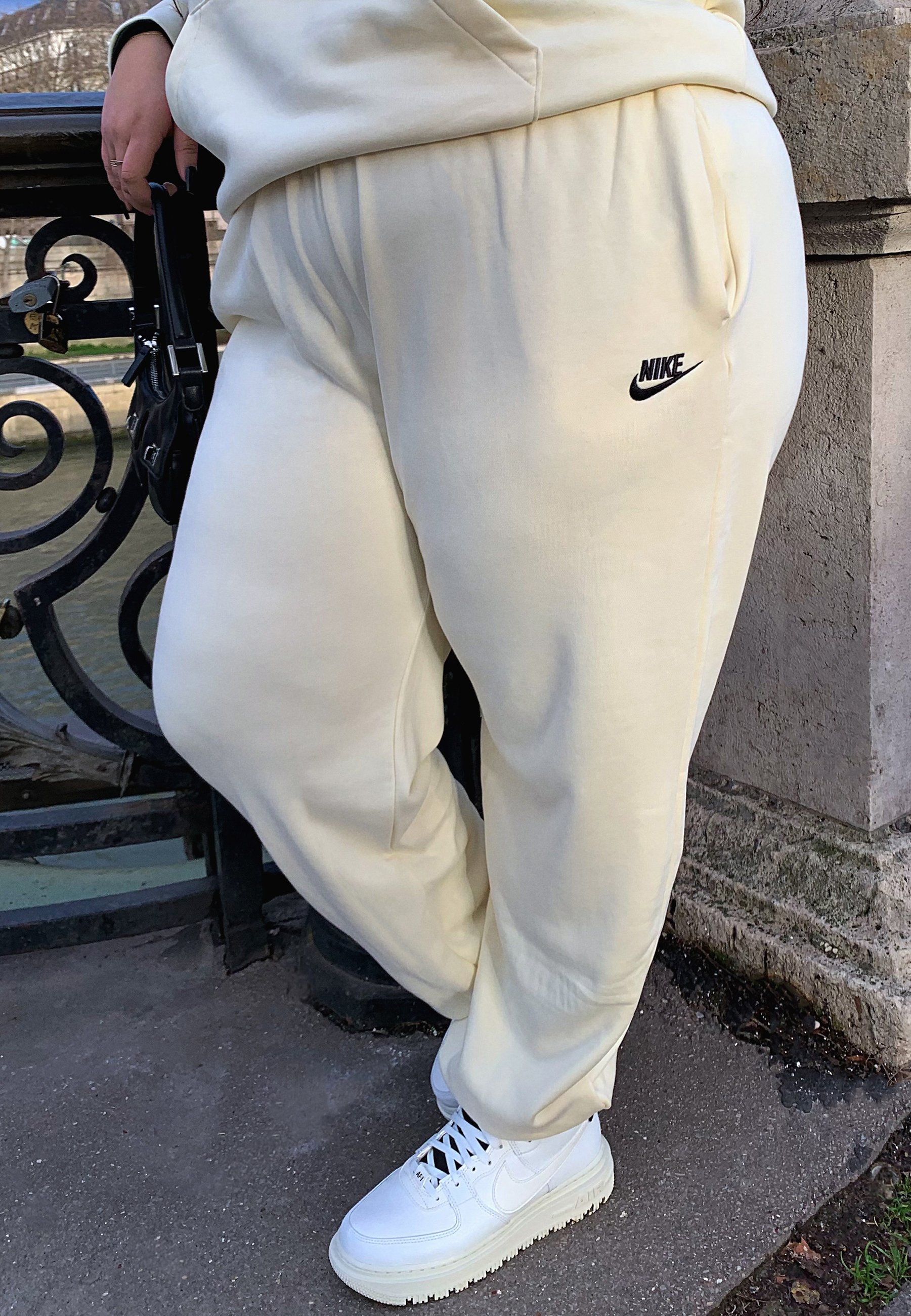 Umkehren Linear Anzeichen Nike Weiß Jogginghose Dosis Sex Zuschauer