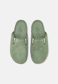 Vans HARBOR MULE VR3 UNISEX - Pantolette flach - olivine/oliv - Zalando.de