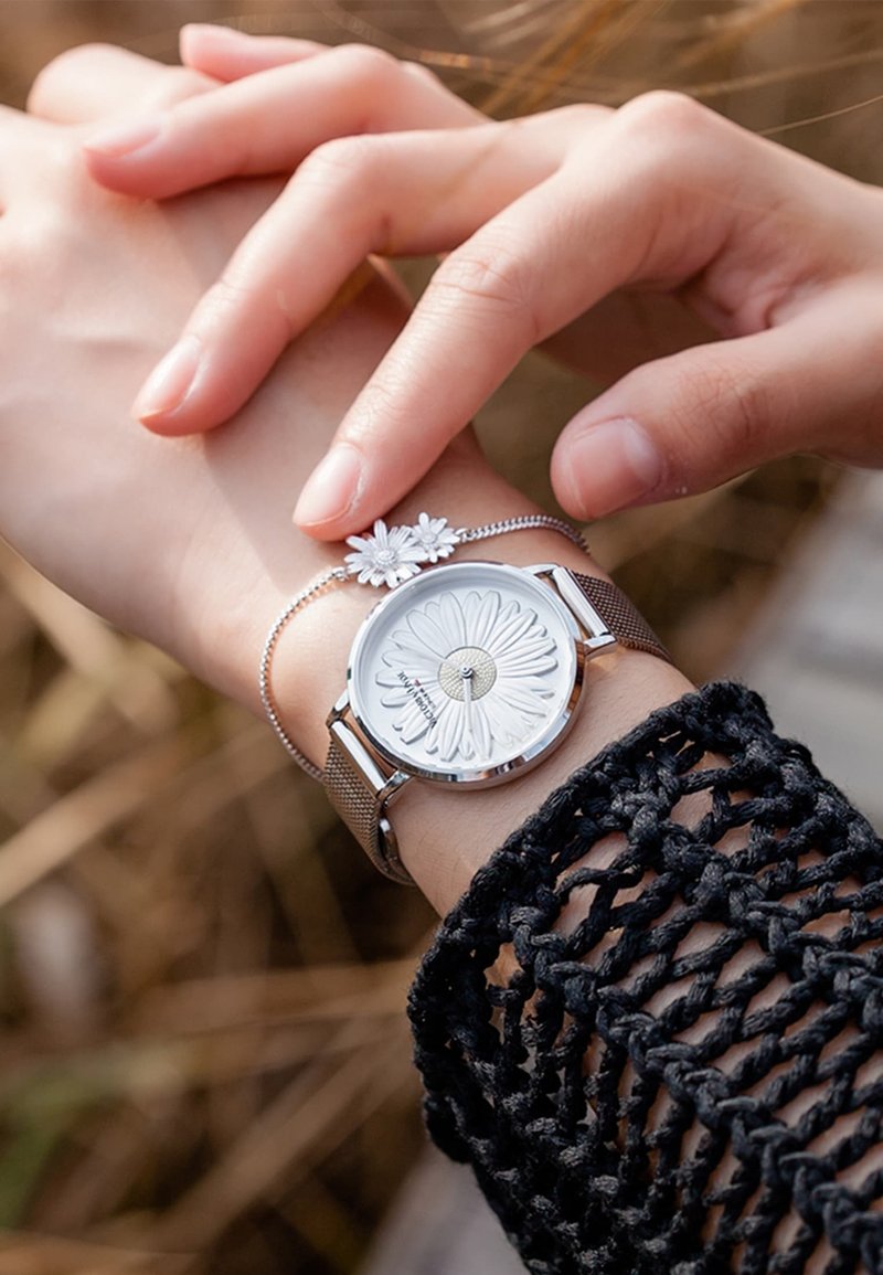 Victoria Hyde MAIDA VALE DAISY - Klocka - silber/silverfärgat - Zalando.se