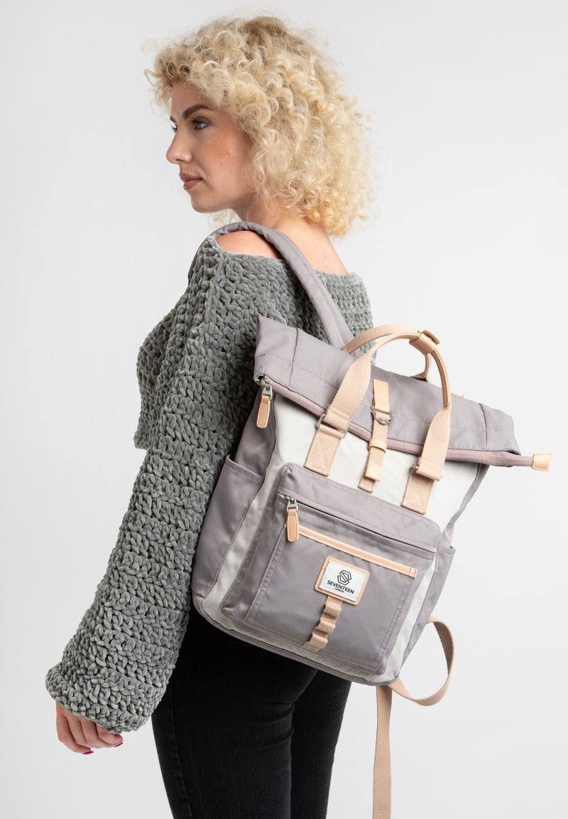 SEVENTEEN LONDON CANARY WHARF BACKPACK - Rucksack - grey - Zalando.co.uk