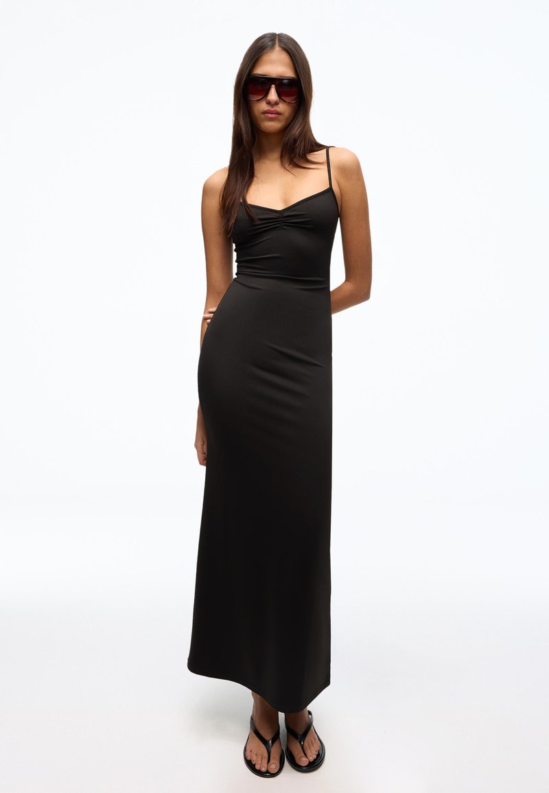 Bershka RUCHED STRAP MIDI - Day dress - black - Zalando