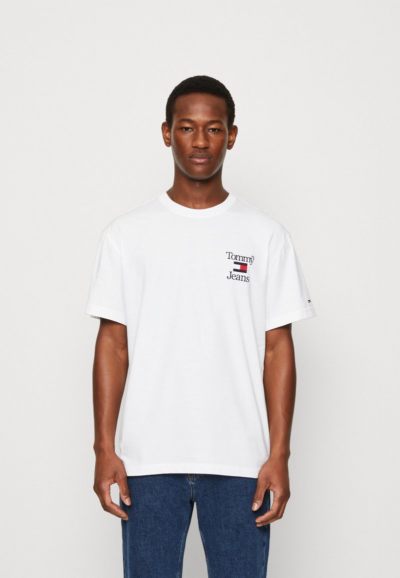 Tommy Jeans CHEST LOGO TEE - Print T-shirt - white - Zalando.ie