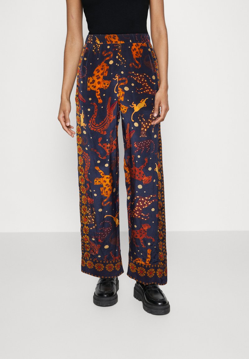 Farm Rio ANIMAL SKY PANTS - Trousers - navy blue/multi-coloured ...