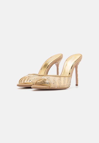 GEDEBE ARYA MULE - Pantolette hoch - nude/golden shadow/goldfarben ...