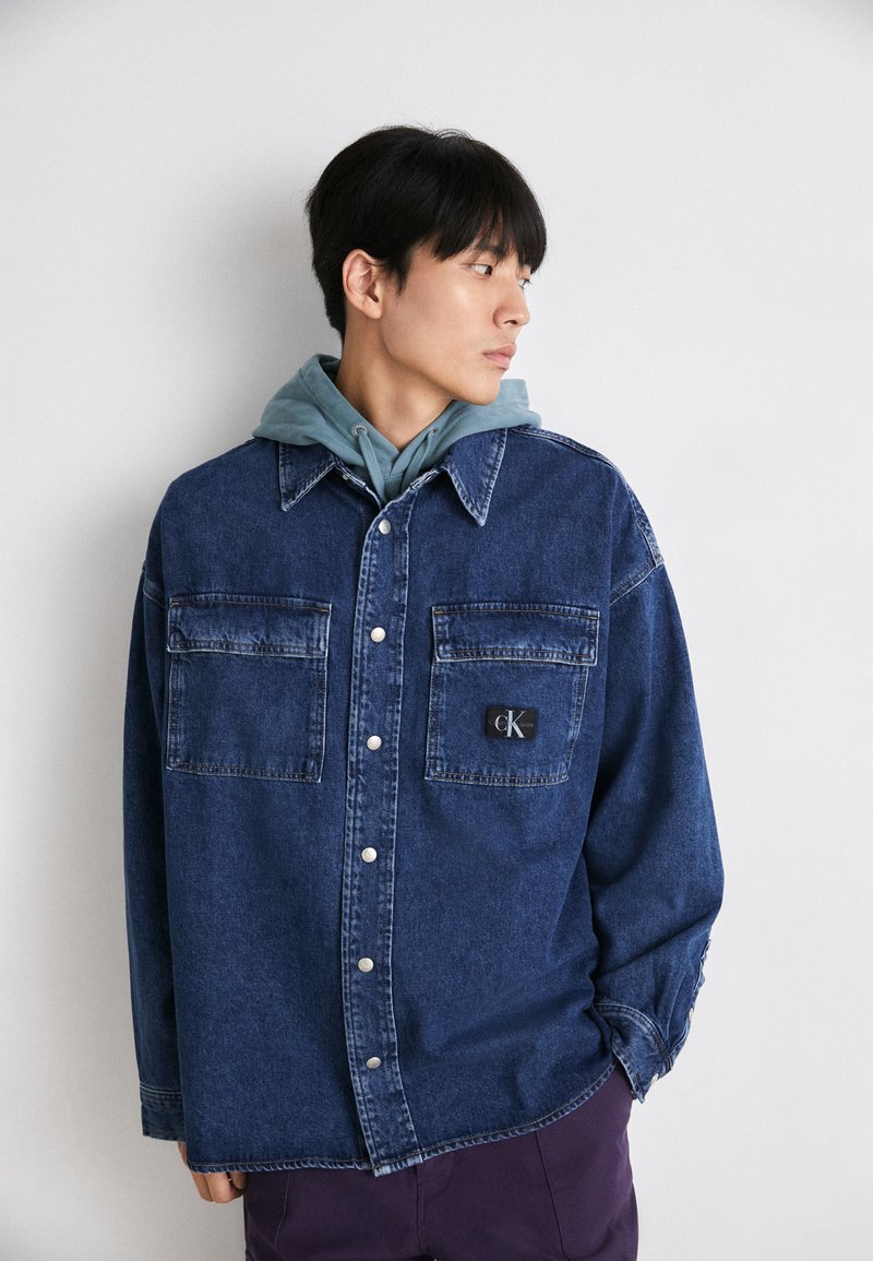 Calvin Klein Jeans OVERSIZED LINEAR - Overhemd - denim dark/donkerblauw ...