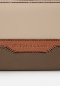 TOM TAILOR JULE - Geldbörse - mixed taupe/taupe - Zalando