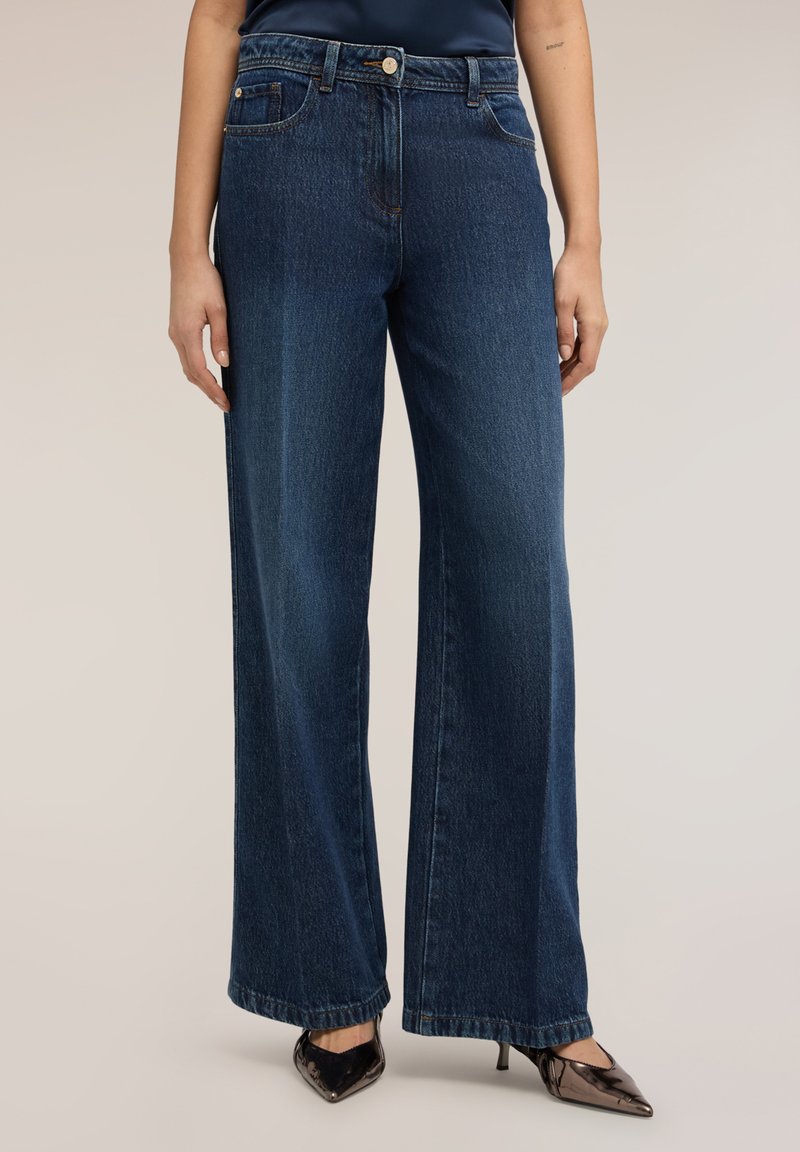 Motivi WIDE - Flared jeans - blu/blå - Zalando.dk