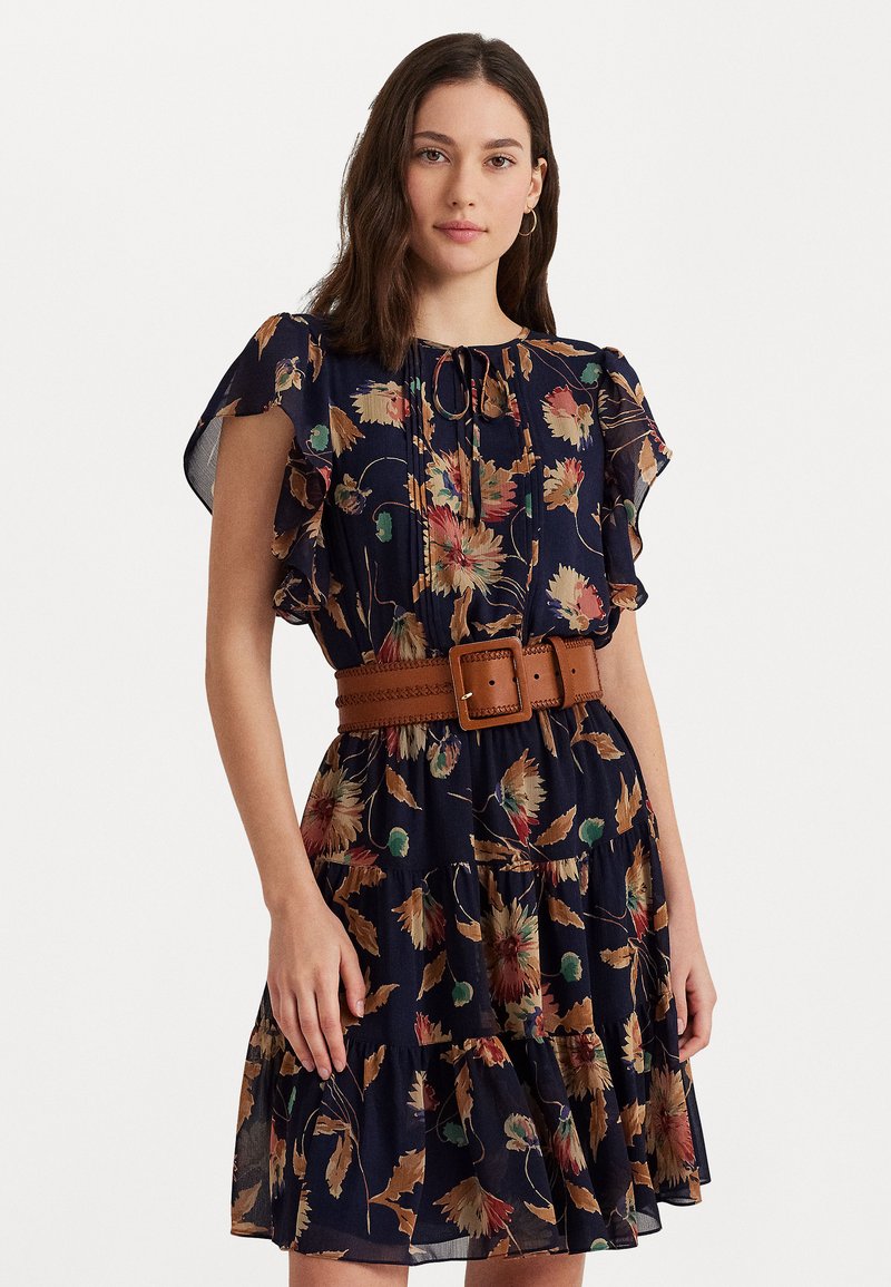 Lauren Ralph Lauren Petite BELLCEE SHORT SLEEVE DAY DRESS - Freizeitkleid - navy/tan/multi/blau ...