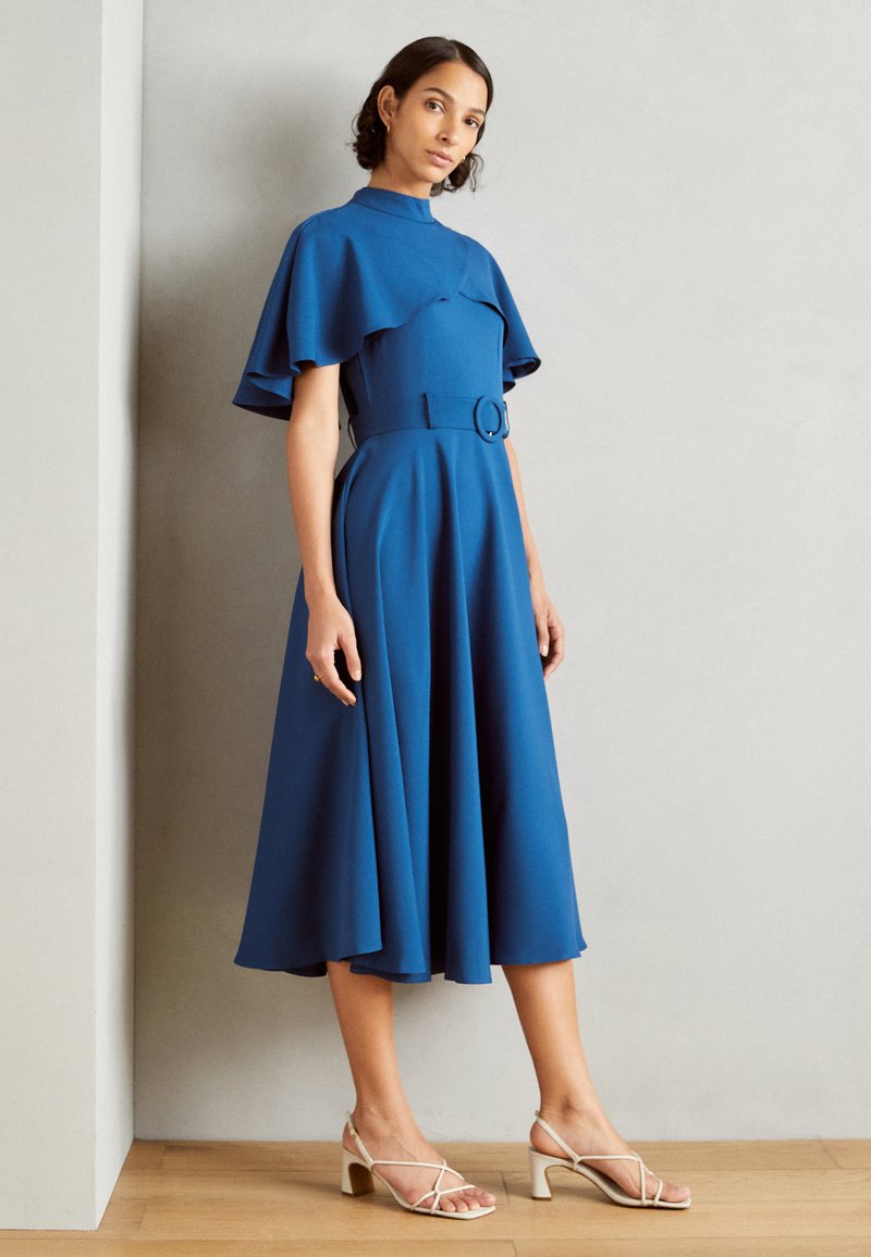 Heathe BIMISOLA BELTED DRESS - Freizeitkleid - navy/dunkelblau - Zalando.ch