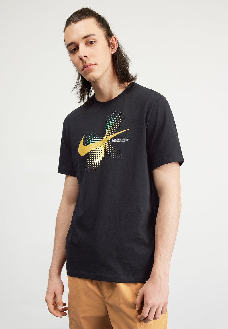 Nike Sportswear Triko s potiskem - black/černá - Zalando.cz