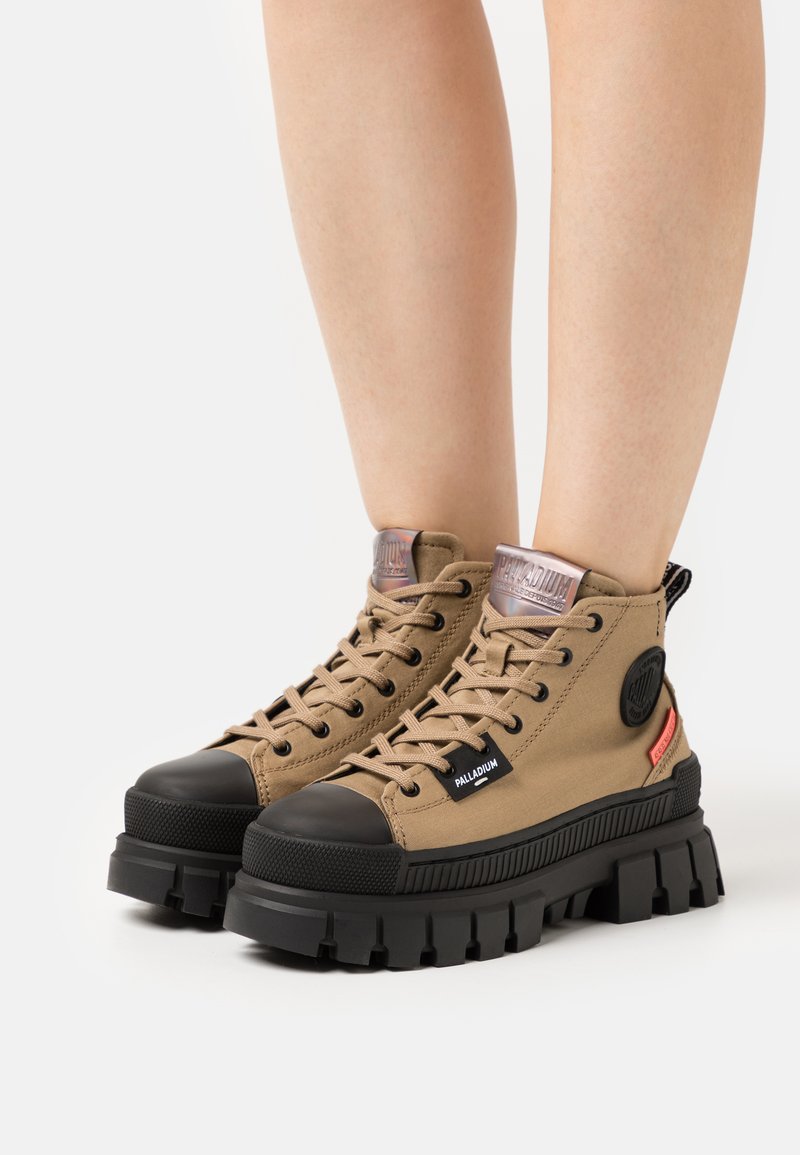 Palladium REVOLT HI - Botines con cordones - olive/verde oliva - Zalando.es