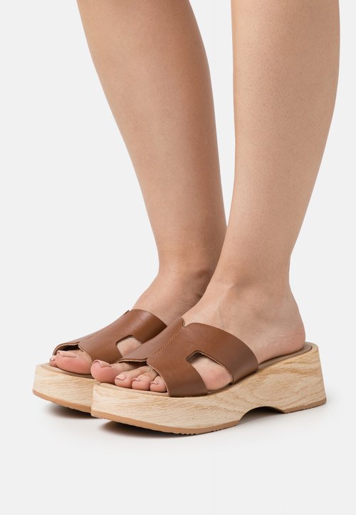 Tamaris Clogs - ivory/offwhite - Zalando.ch